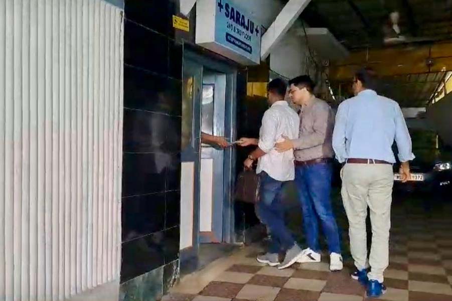 ED-Raid-at-a-place-of-Sudipta-Ray | आरजी कर भ्रष्टाचार मामले में ईडी ने ...